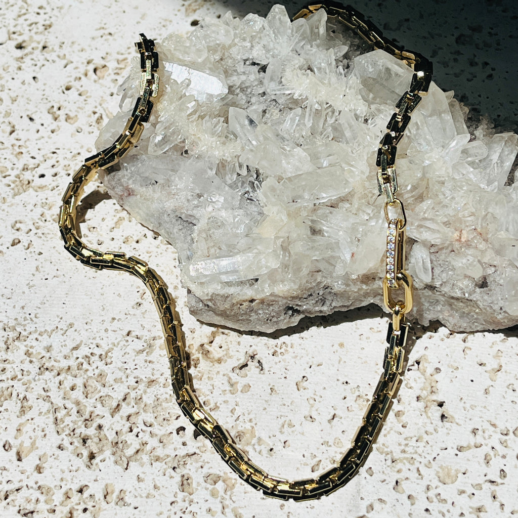 The Escobar Signature Chain – Mr Pinchy & Co